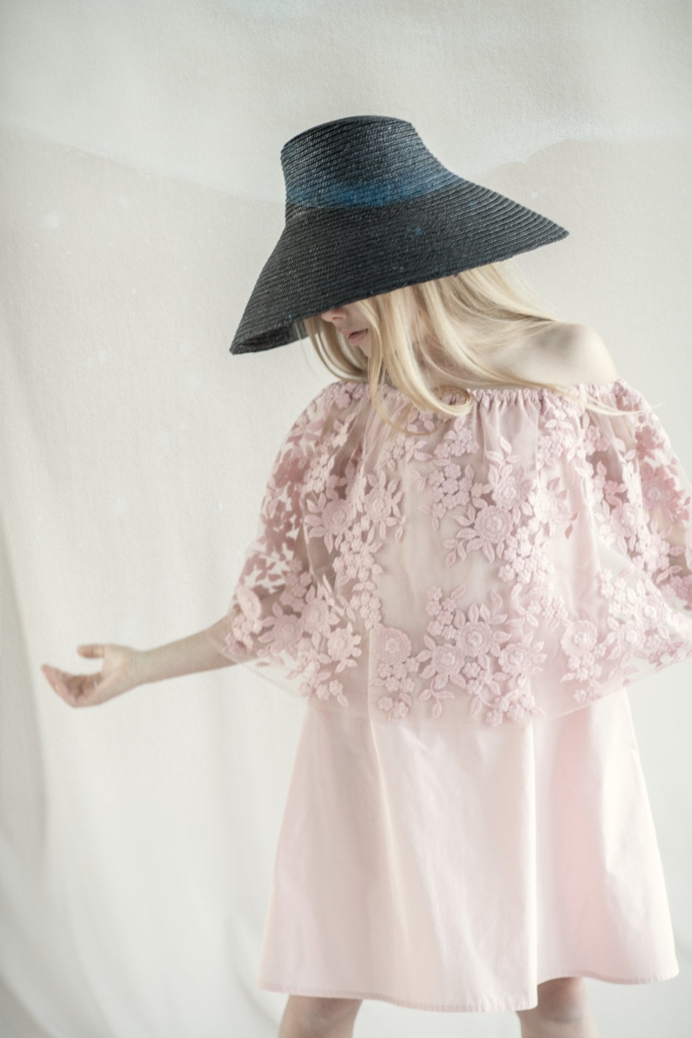 machiko-dress-403276.jpg?v=1654030604